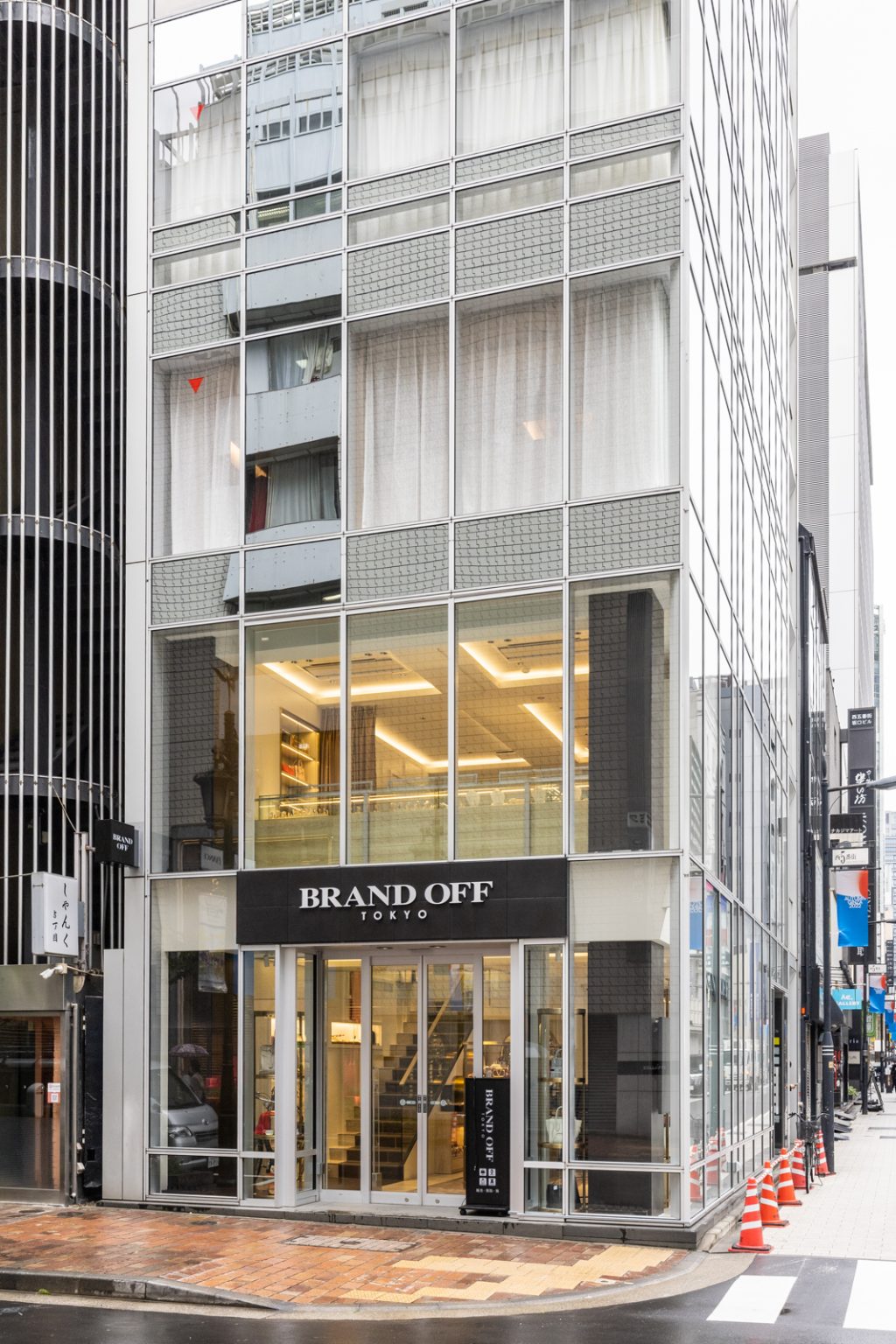 「BRAND OFF銀座本店」が移転リニューアルオープンしました | コメ兵ホールディングス